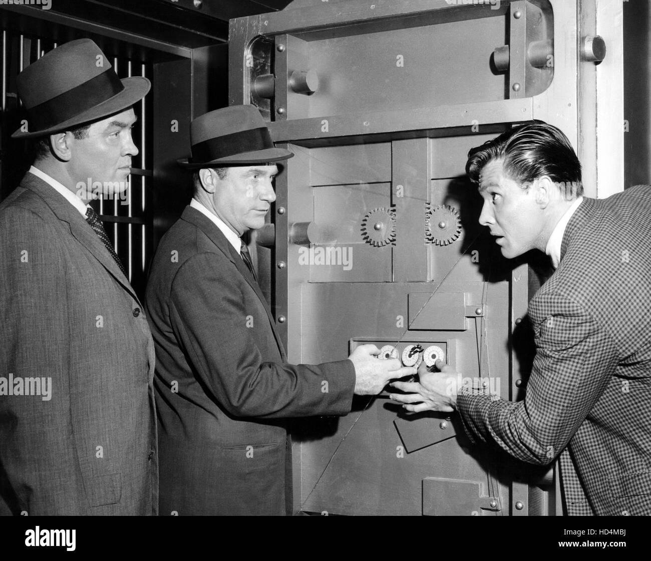 THE ASPHALT JUNGLE, Arch Johnson, Jack Warden (center), Bill Smith ...