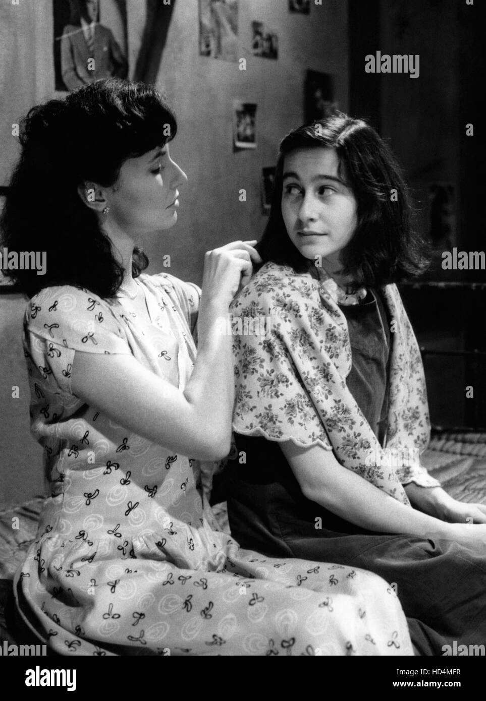 THE ATTIC: THE HIDING OF ANNE FRANK, Mary Steenburgen, Lisa Jacobs, CBS-TV, 1988 Stock Photo - Alamy