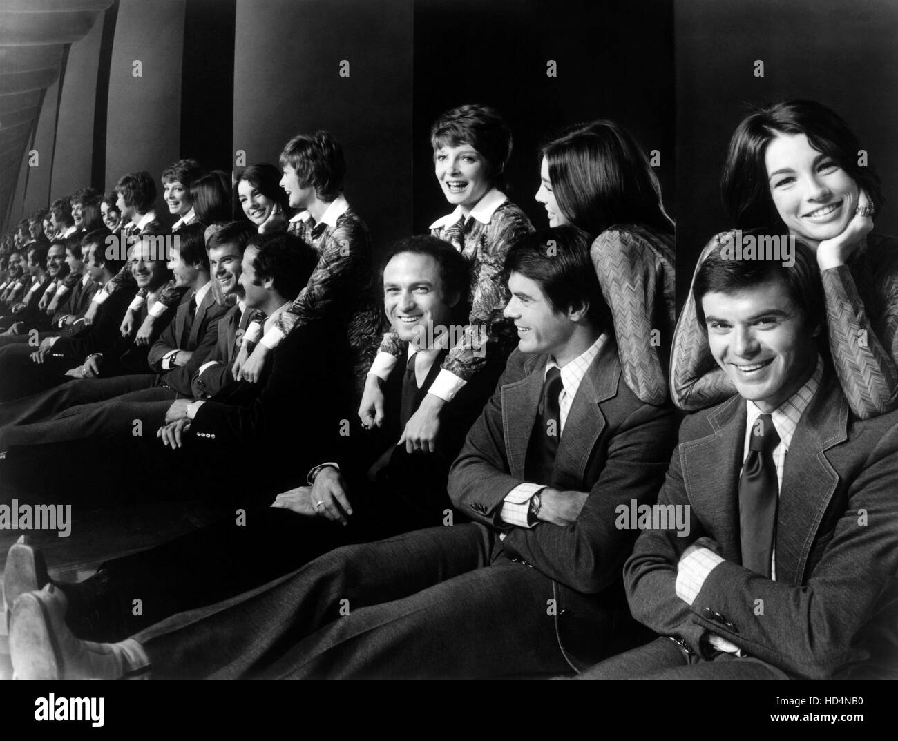 BOB & CAROL & TED & ALICE, center from left: Anita Gillette, David ...