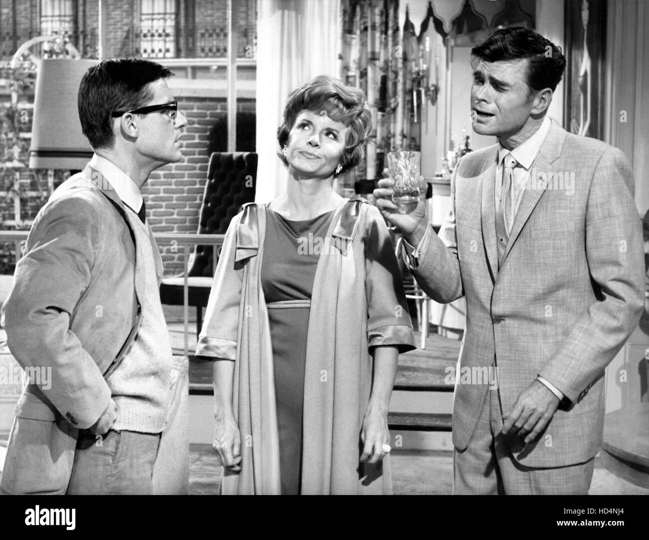 BOB HOPE PRESENTS THE CHRYSLER THEATRE, Roddy McDowall, Janet Blair ...