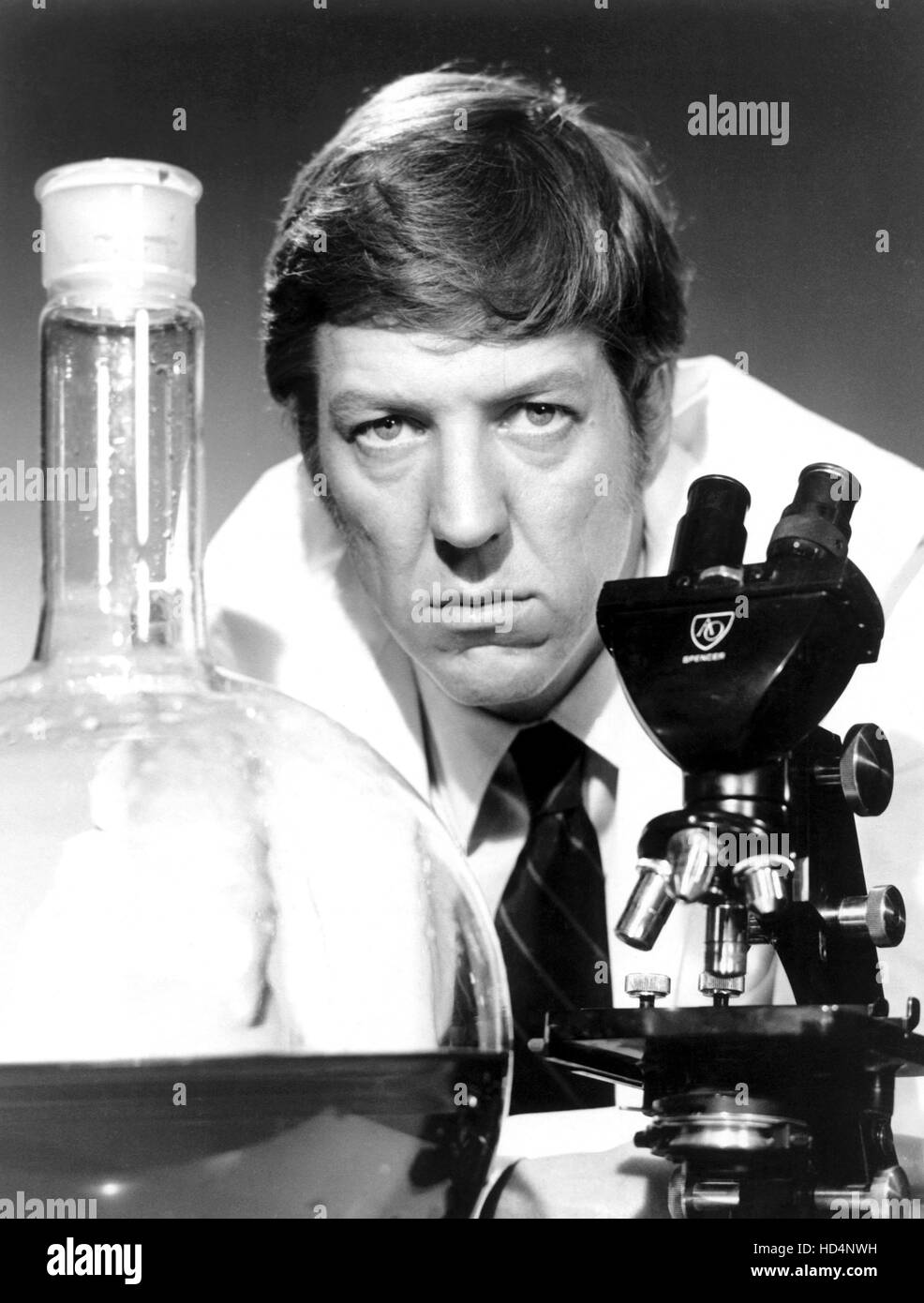 THE BOLD ONES: THE NEW DOCTORS, David Hartman, 1969-73 Stock Photo - Alamy