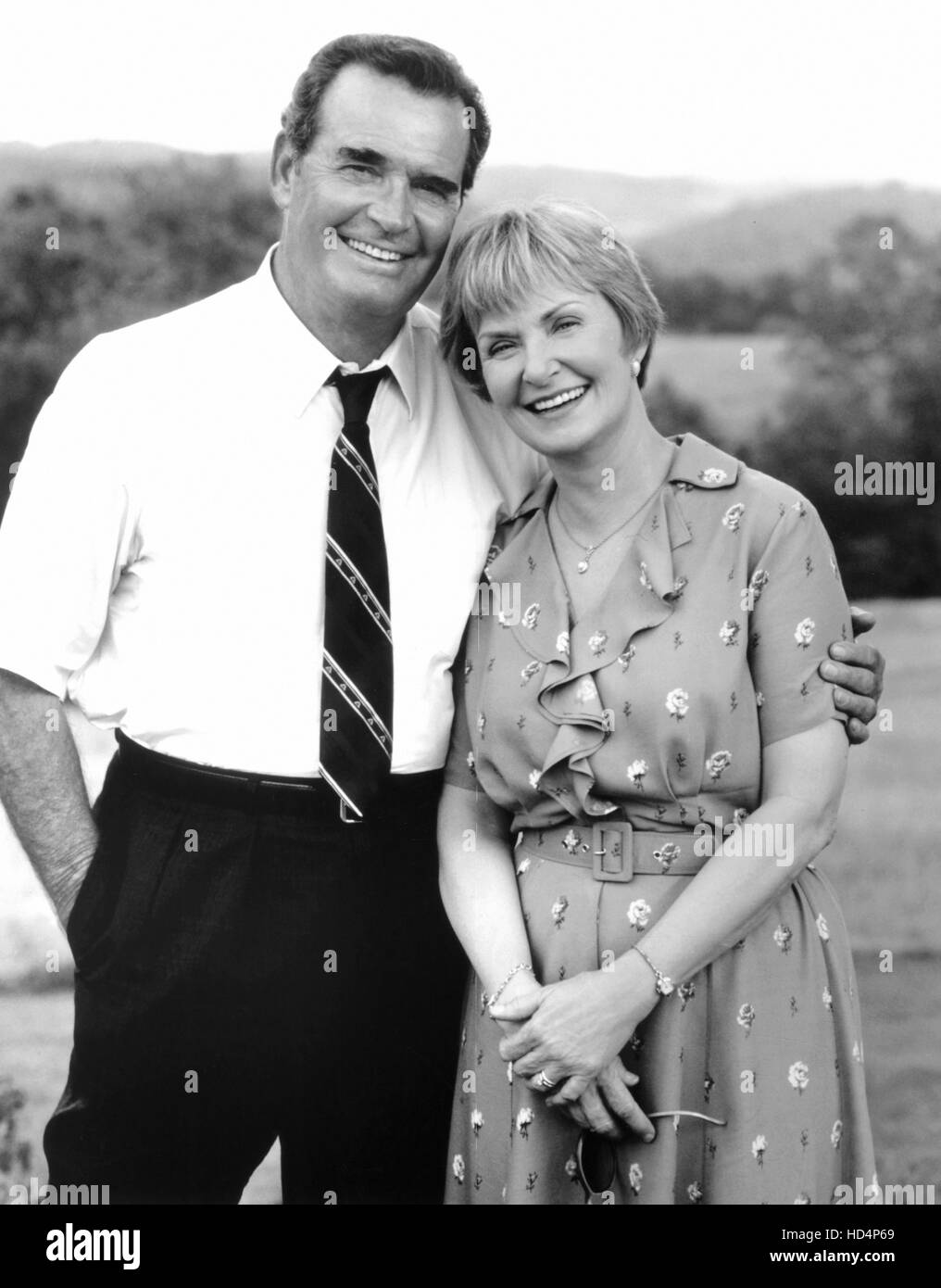 BREATHING LESSONS, from left, James Garner, Joanne Woodward, aired ...