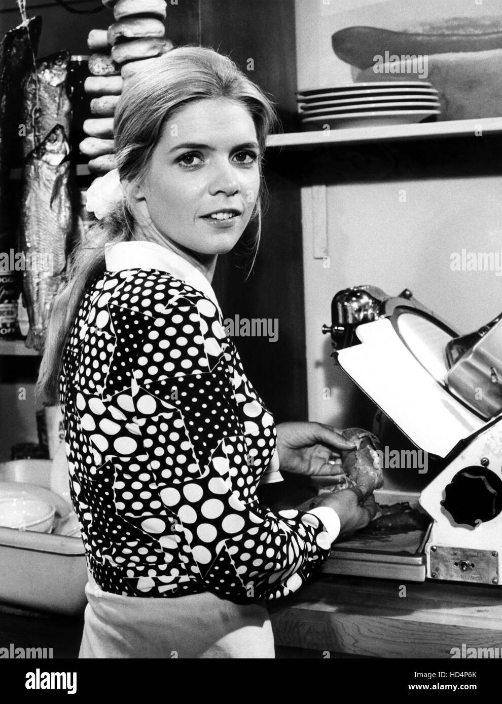 BRIDGET LOVES BERNIE, Meredith Baxter in 'Who's Watching The Store ...
