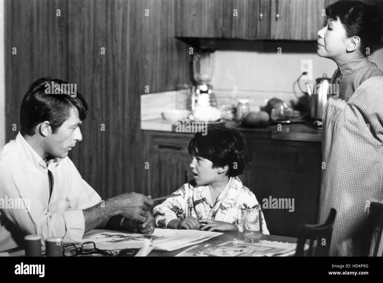 THE COURTSHIP OF EDDIE'S FATHER, Bill Bixby, Brandon Cruz, Miyoshi ...