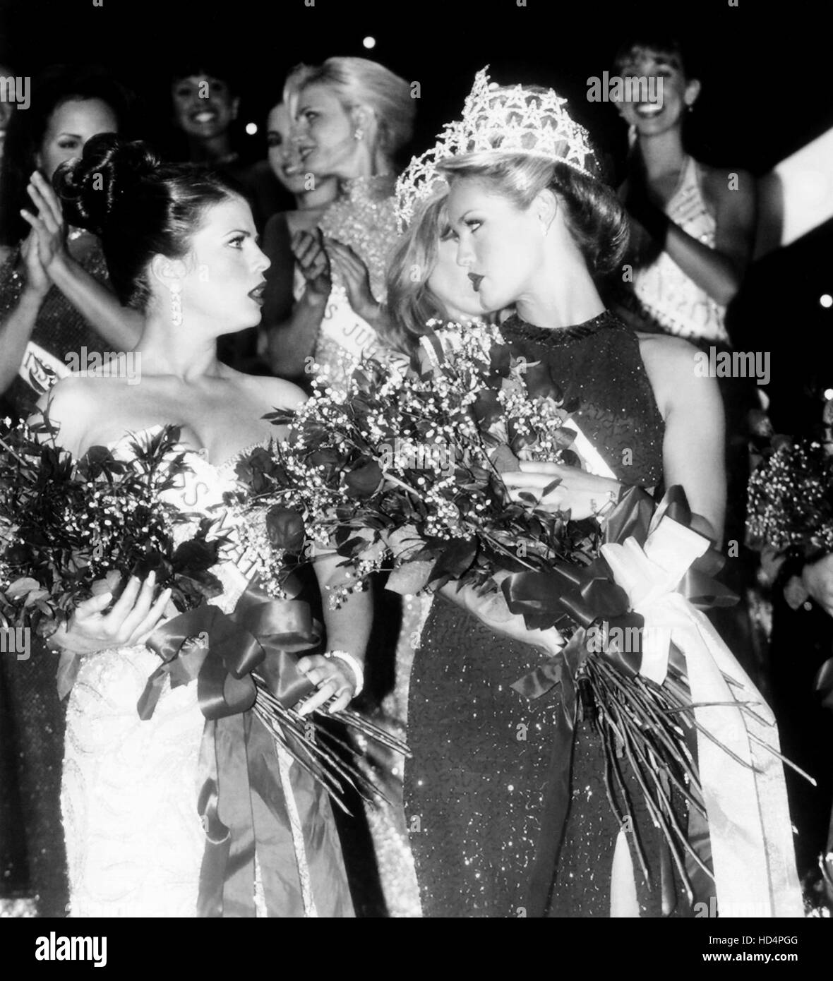 CROWNED AND DANGEROUS, (from left): Yasmine Bleeth, Cassidy Rae, 1997. © Columbia TriStar ...