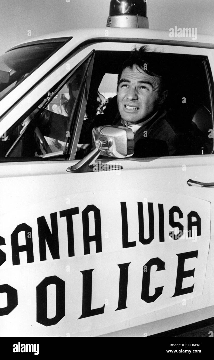 DAN AUGUST, Burt Reynolds, 1970-71 Stock Photo - Alamy