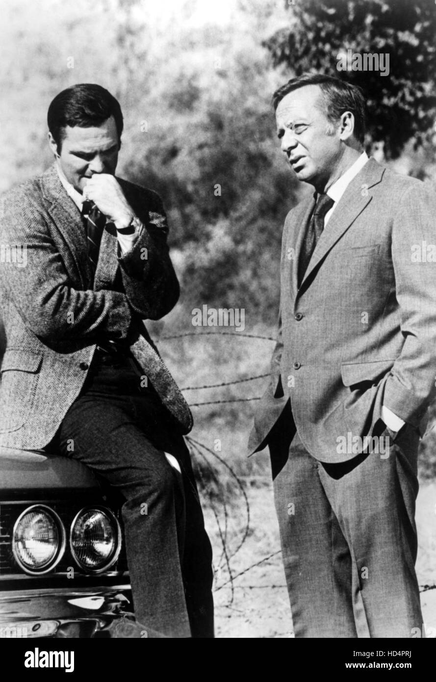 DAN AUGUST, Burt Reynolds, Norman Fell, 1970-1971 Stock Photo - Alamy