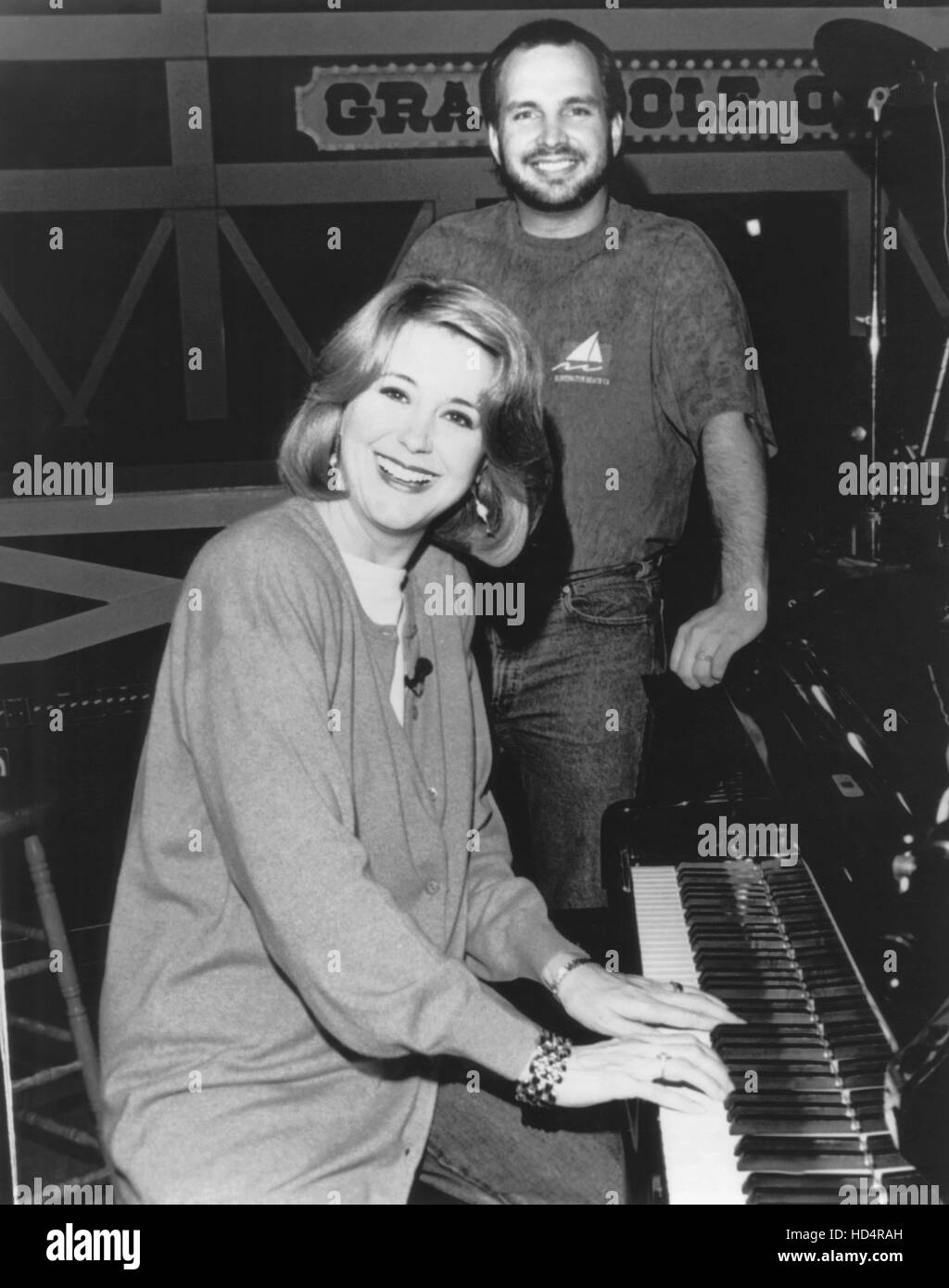DATELINE NBC, from left: Jane Pauley, Garth Brooks, 1992 photo, 1992 ...