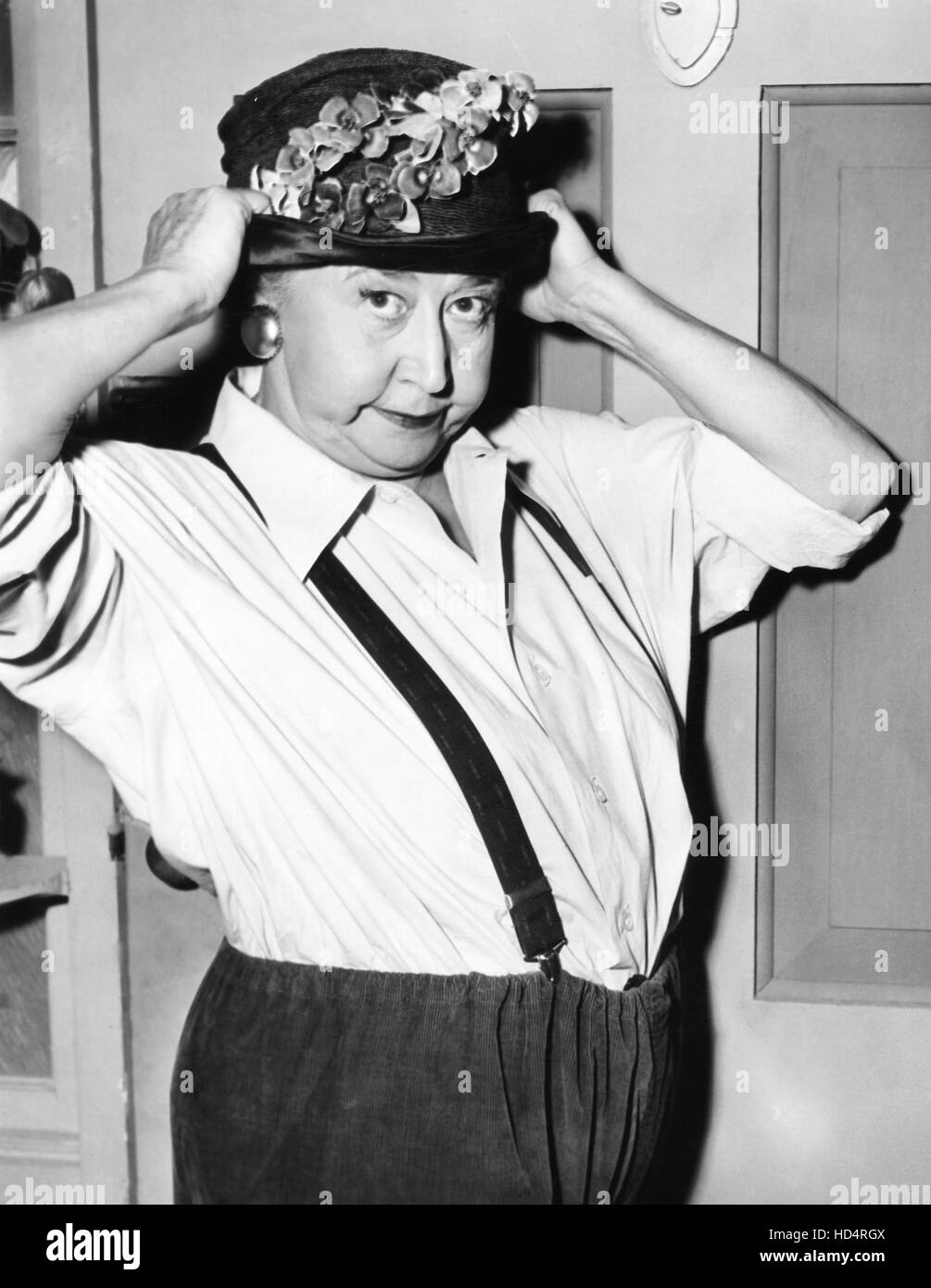 DECEMBER BRIDE, Verna Felton, 1958 episode, 1954-1959 Stock Photo - Alamy