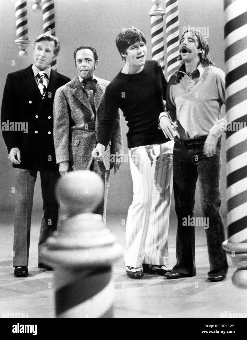 THE DON KNOTTS SHOW, (from left): Lloyd Bridges, Don Knotts, Jeff ...