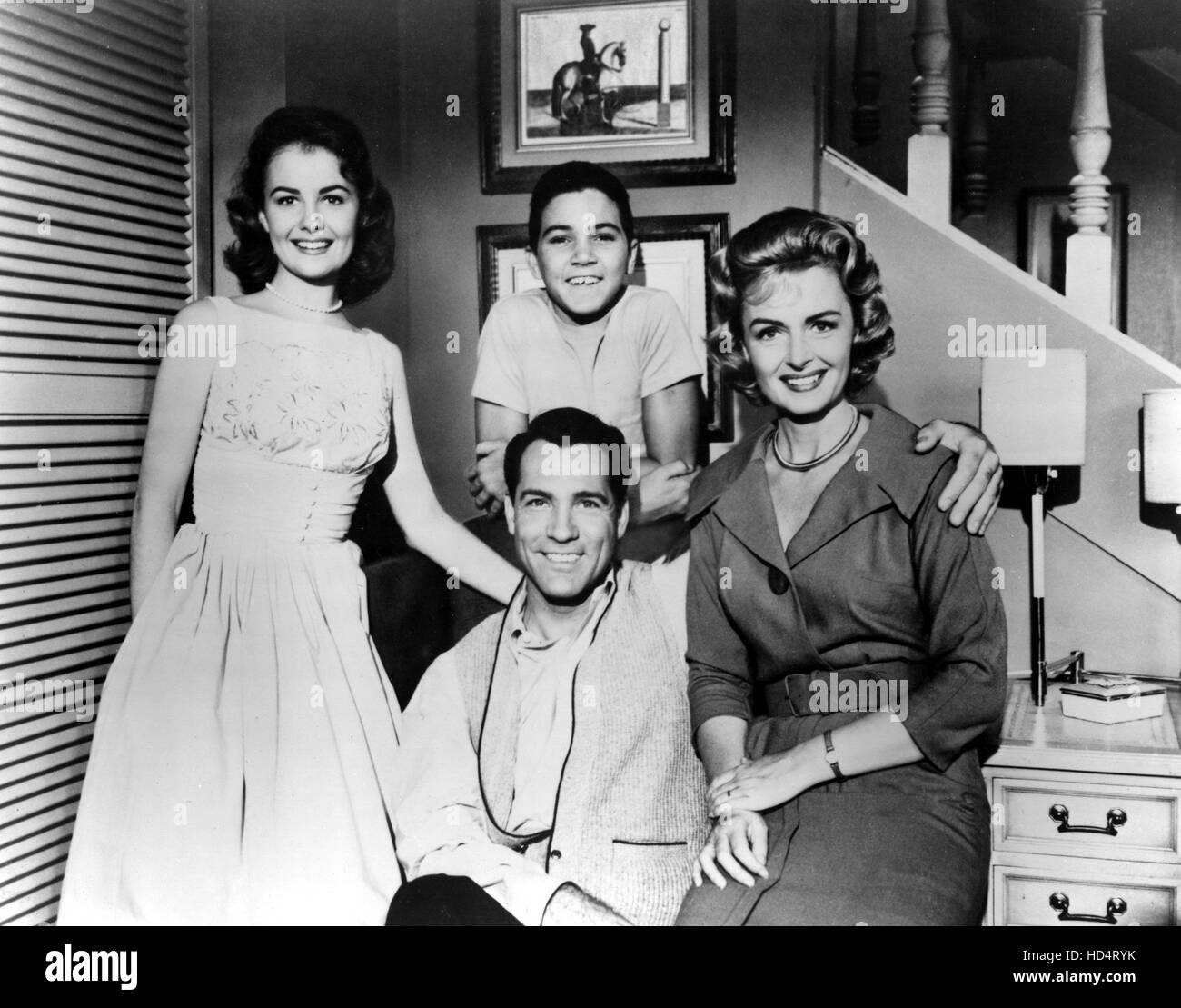 DONNA REED SHOW, Shelly Fabares, Carl Betz, Donna Reed, Paul Petersen ...