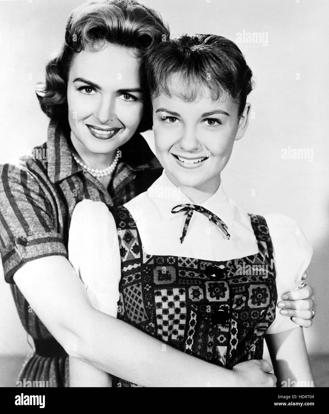 DONNA REED SHOW, Donna Reed, Shelley Fabares, 1958-1966 Stock Photo - Alamy