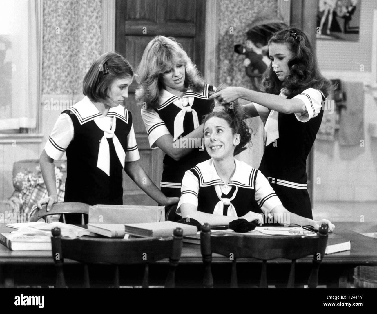 DOROTHY, from left: Linda Manz, Elissa Leeds, Michele Greene, Susan ...