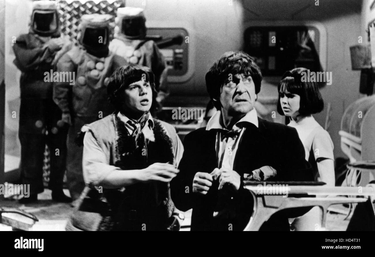 DOCTOR WHO, (aka DR. WHO), Patrick Troughton (ctr) (1966-1969). 1963 ...