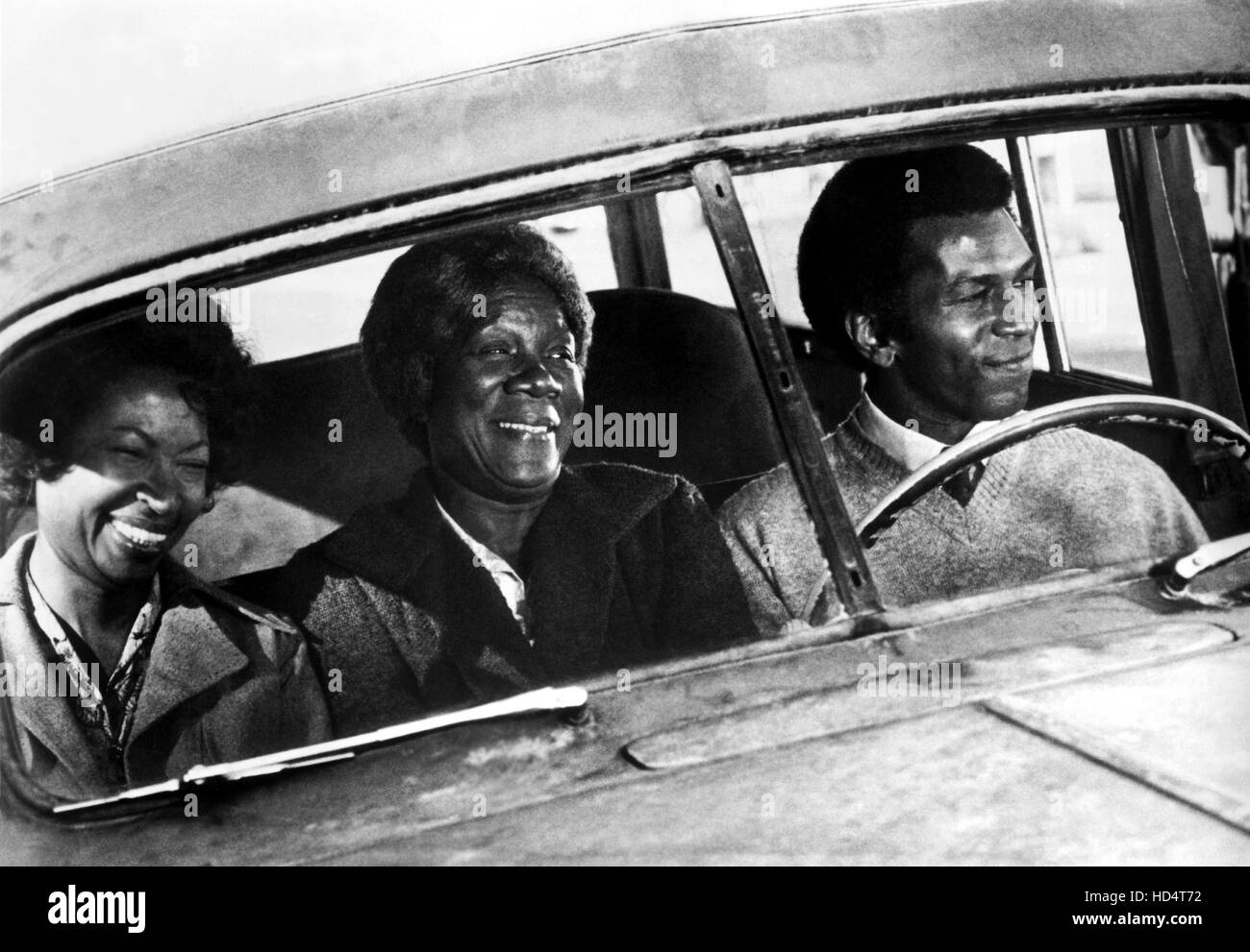 A DREAM FOR CHRISTMAS, from left: Lynn Hamilton, Beah Richards, Hari ...