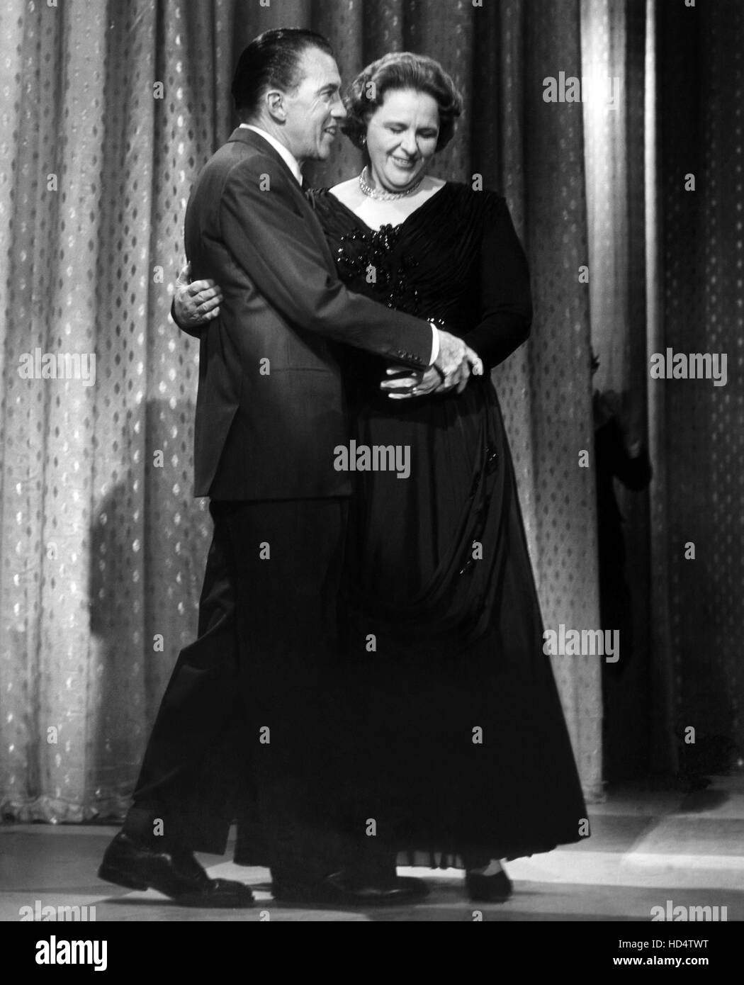 THE ED SULLIVAN SHOW, Ed Sullivan, Kate Smith (ca. 1962), 1948-71 Stock ...