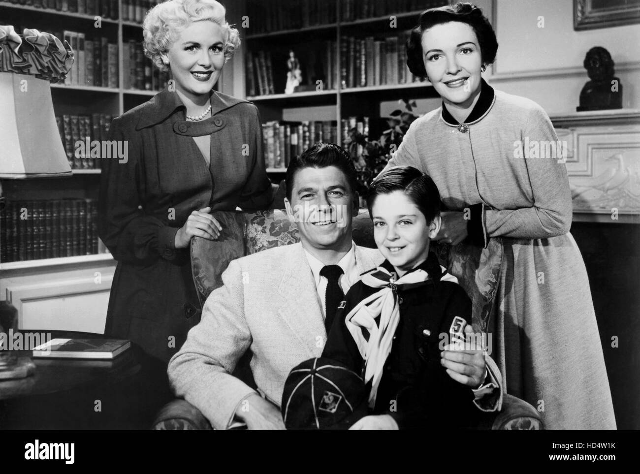 FORD TELEVISION THEATRE, from left, Paula Corday, Ronald Reagan, Tommy ...