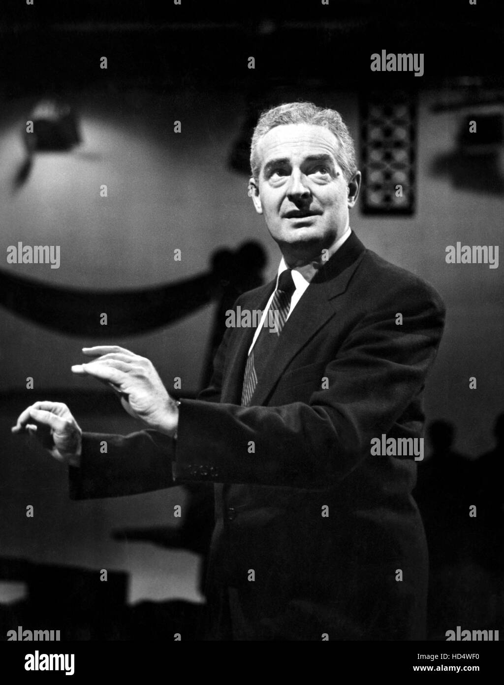 THE FRED WARING SHOW, Fred Waring, 1949-54 Stock Photo - Alamy