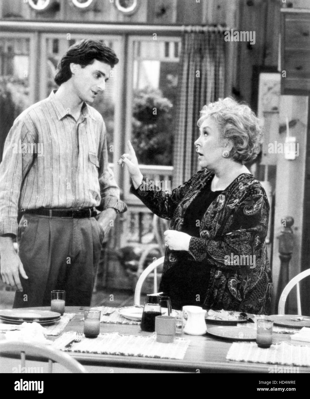 FULL HOUSE, (from left): Bob Saget, Doris Roberts, 'Granny Tanny ...