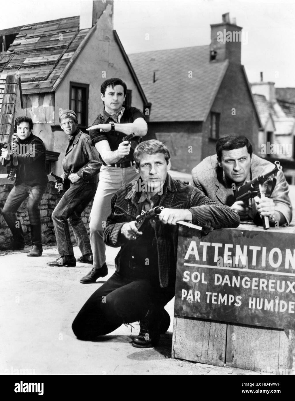 GARRISON'S GORILLAS, Brendon Boone, Chris Cary, Rudy Solari, Ron Harper ...