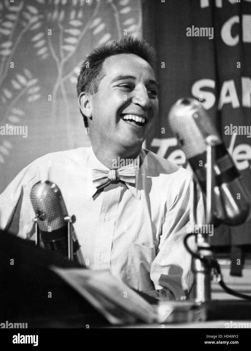 THE GARRY MOORE SHOW (aka THE GARRY MOORE EVENING SHOW), Garry Moore ...