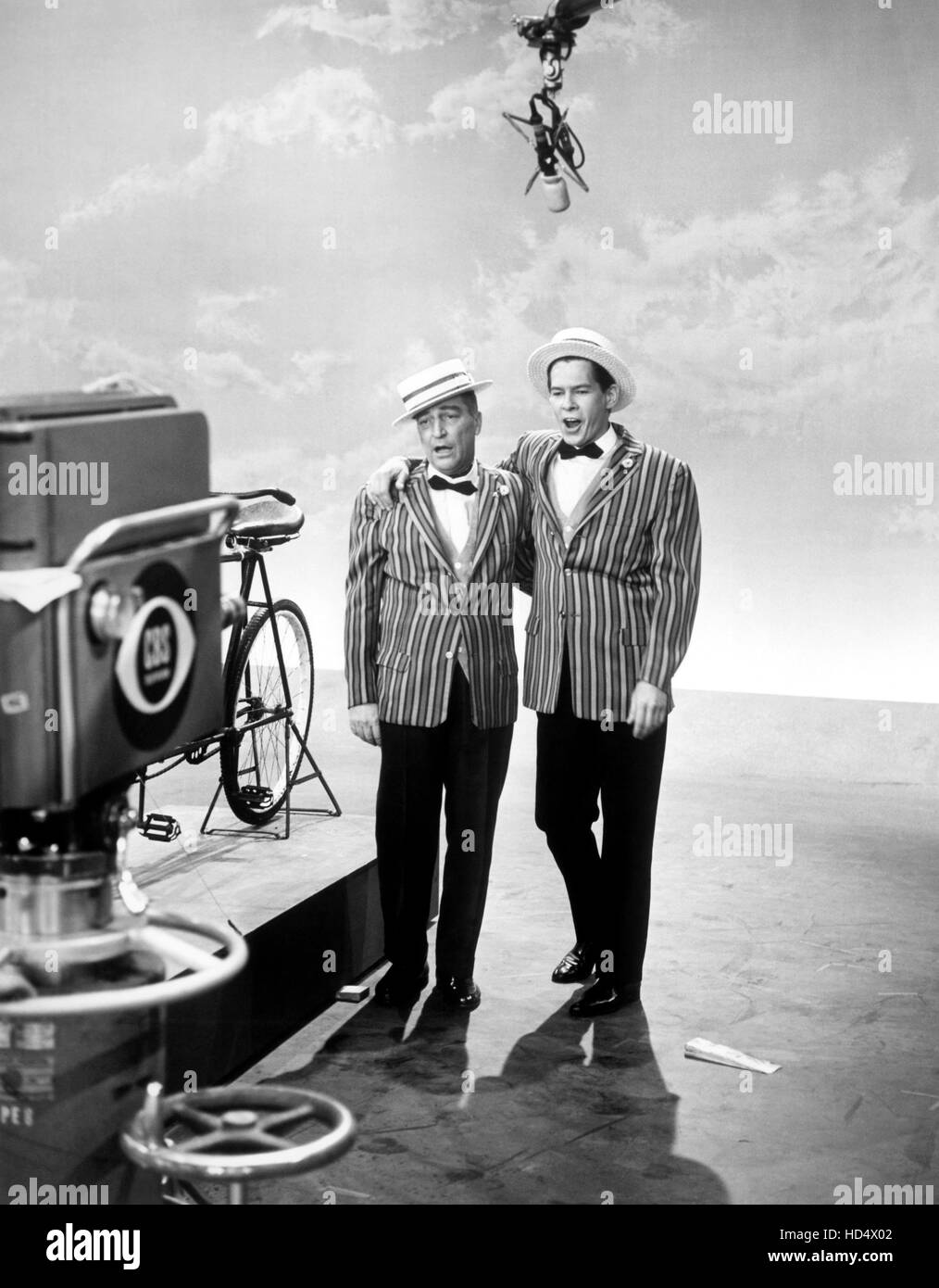 THE GARRY MOORE SHOW, from left: Garry Moore, Johnnie Ray, 1958-1964 ...