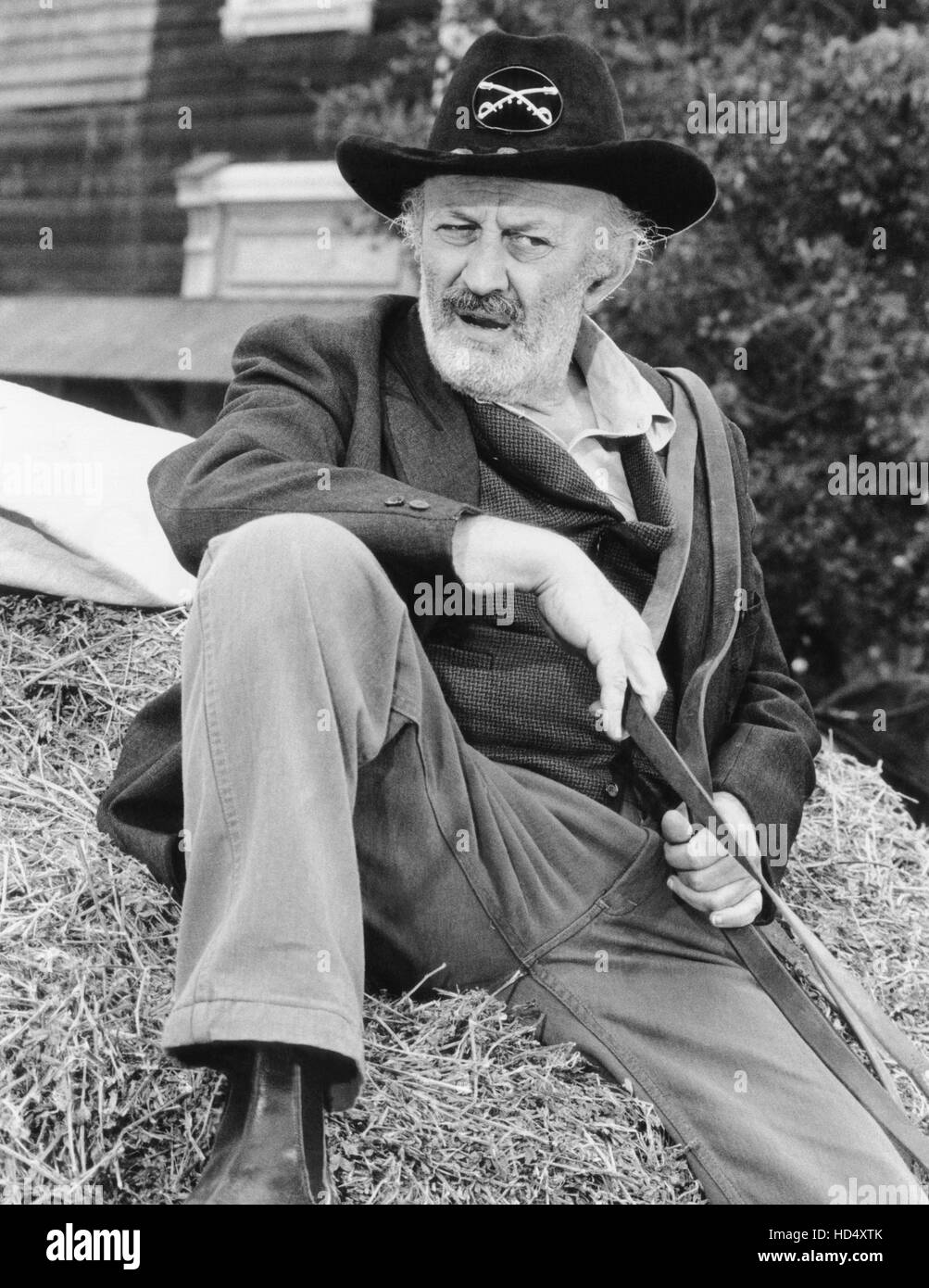 GUNSMOKE, Lee J. Cobb, ('The Colonel,' season 20, episode 13, aired ...