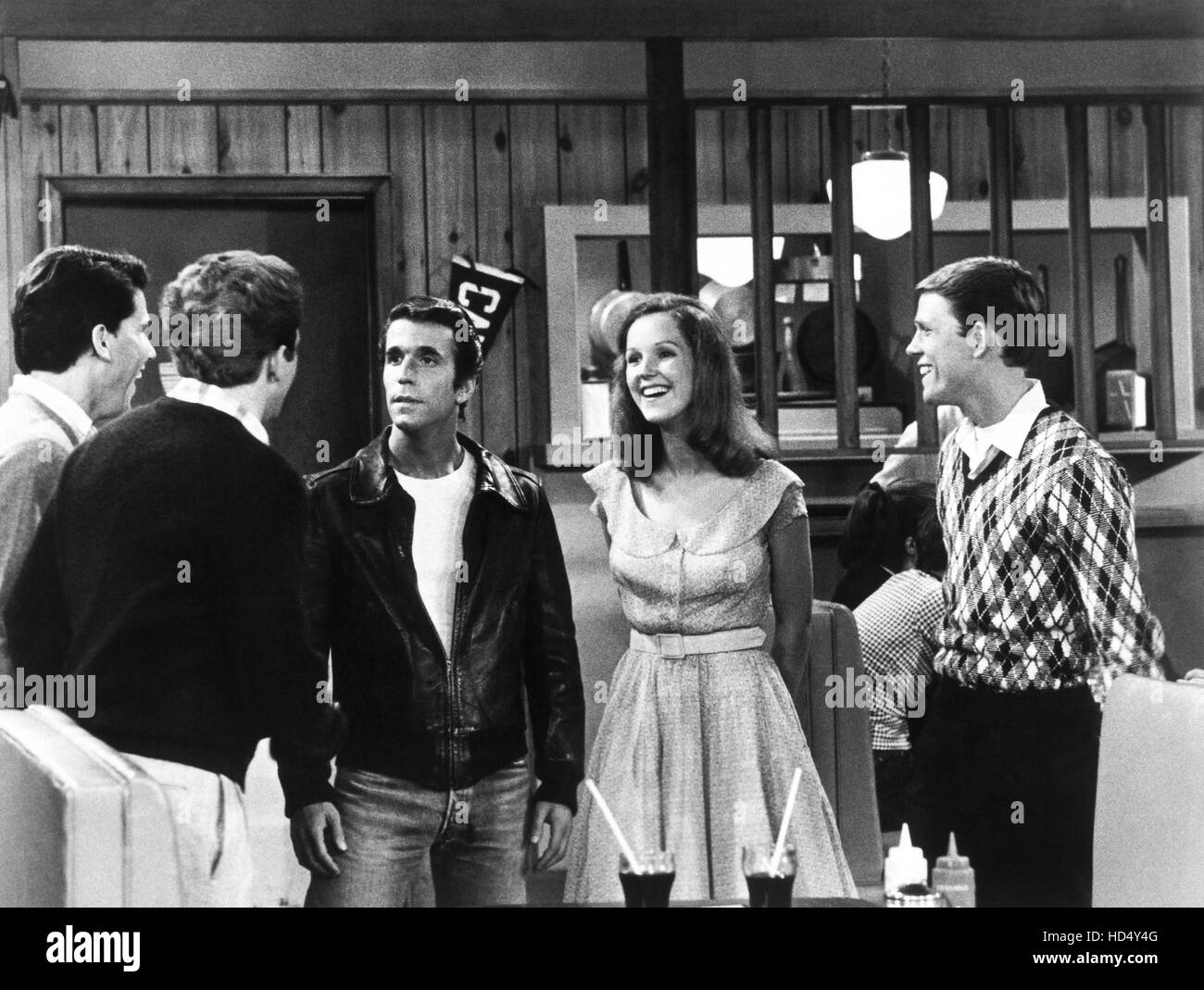 HAPPY DAYS, Anson Williams, Donny Most, Henry Winkler, far right: Ron Howard, 1974-84 Stock ...