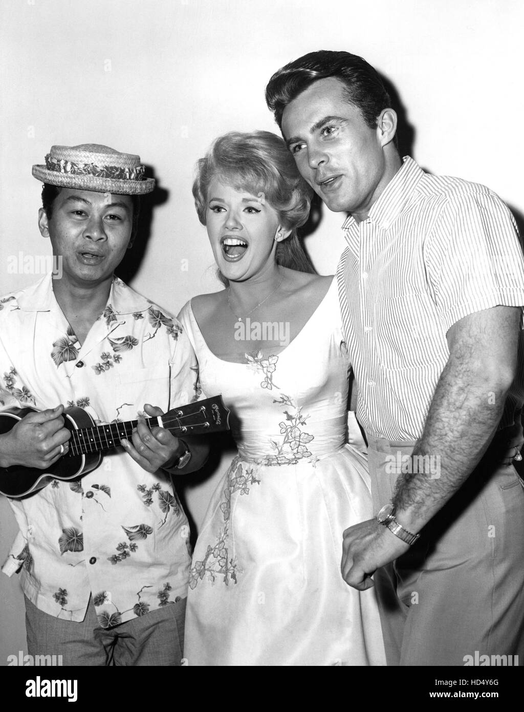 HAWAIIAN EYE, Poncie Ponce, Connie Stevens, Robert Conrad, 1959-1963 Stock Photo - Alamy