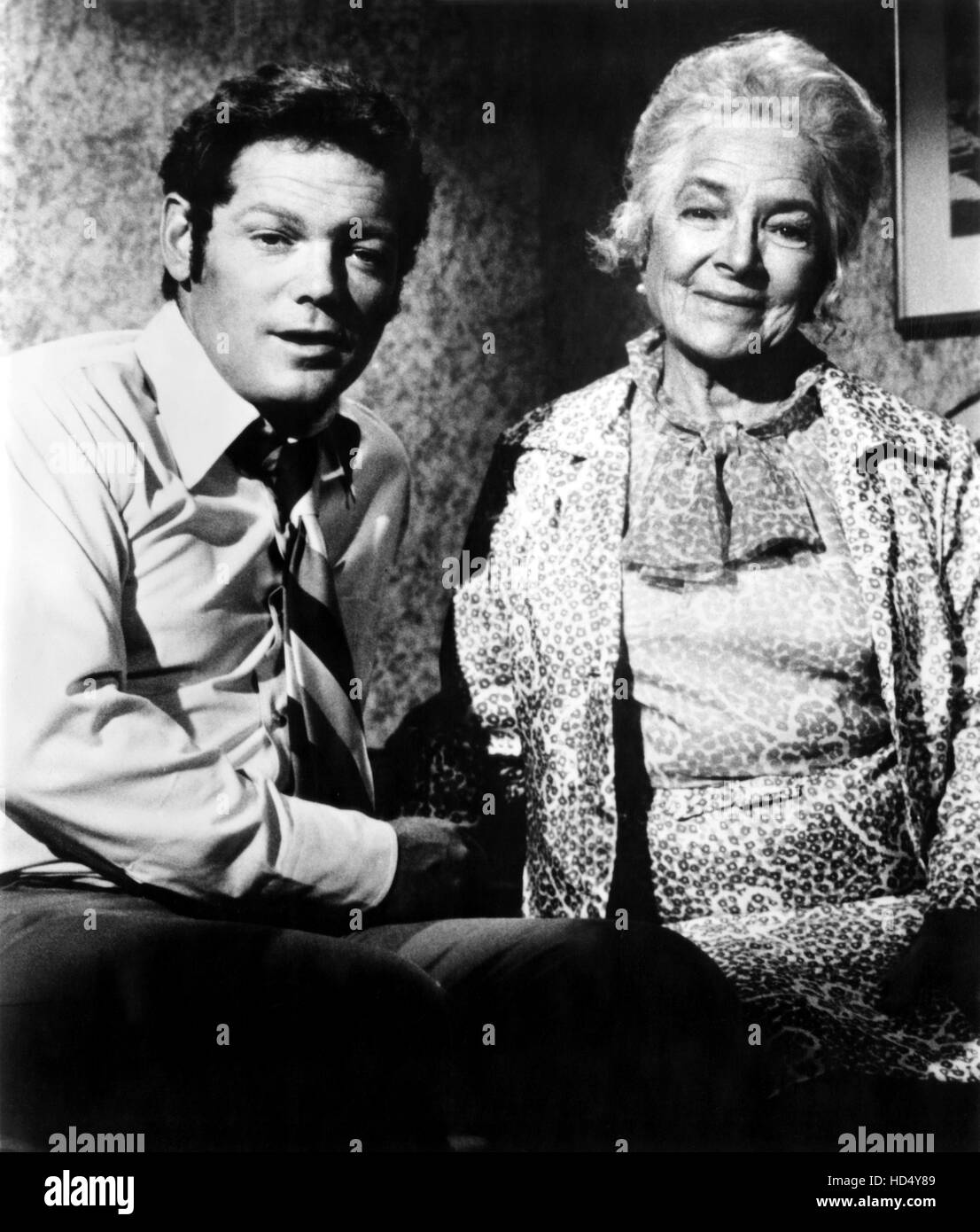 HAWAII FIVE-O, James MacArthur, Helen Hayes, 'Retire In Sunny Hawaii ...