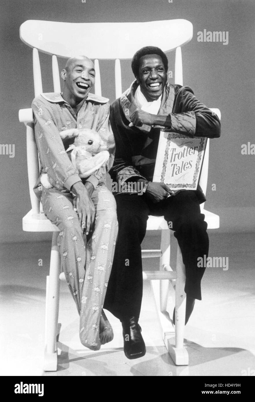 THE HARLEM GLOBETROTTERS POPCORN MACHINE, (from left): Curley Neal ...