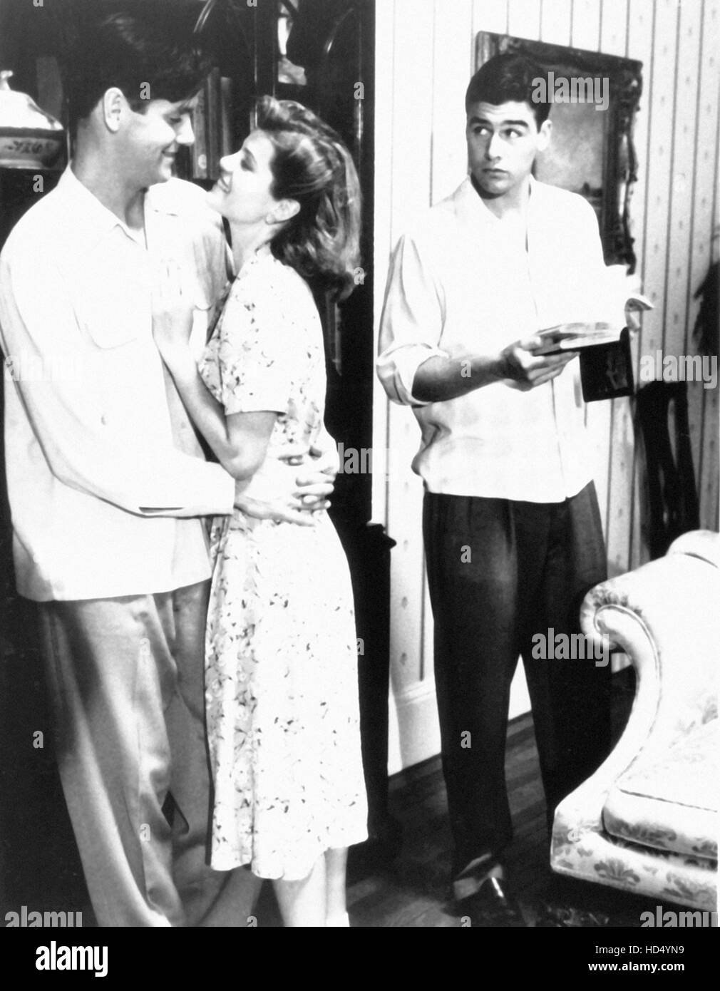 HOMEFRONT, from left: David Newsom, Alexandra Wilson, Kyle Chandler ...