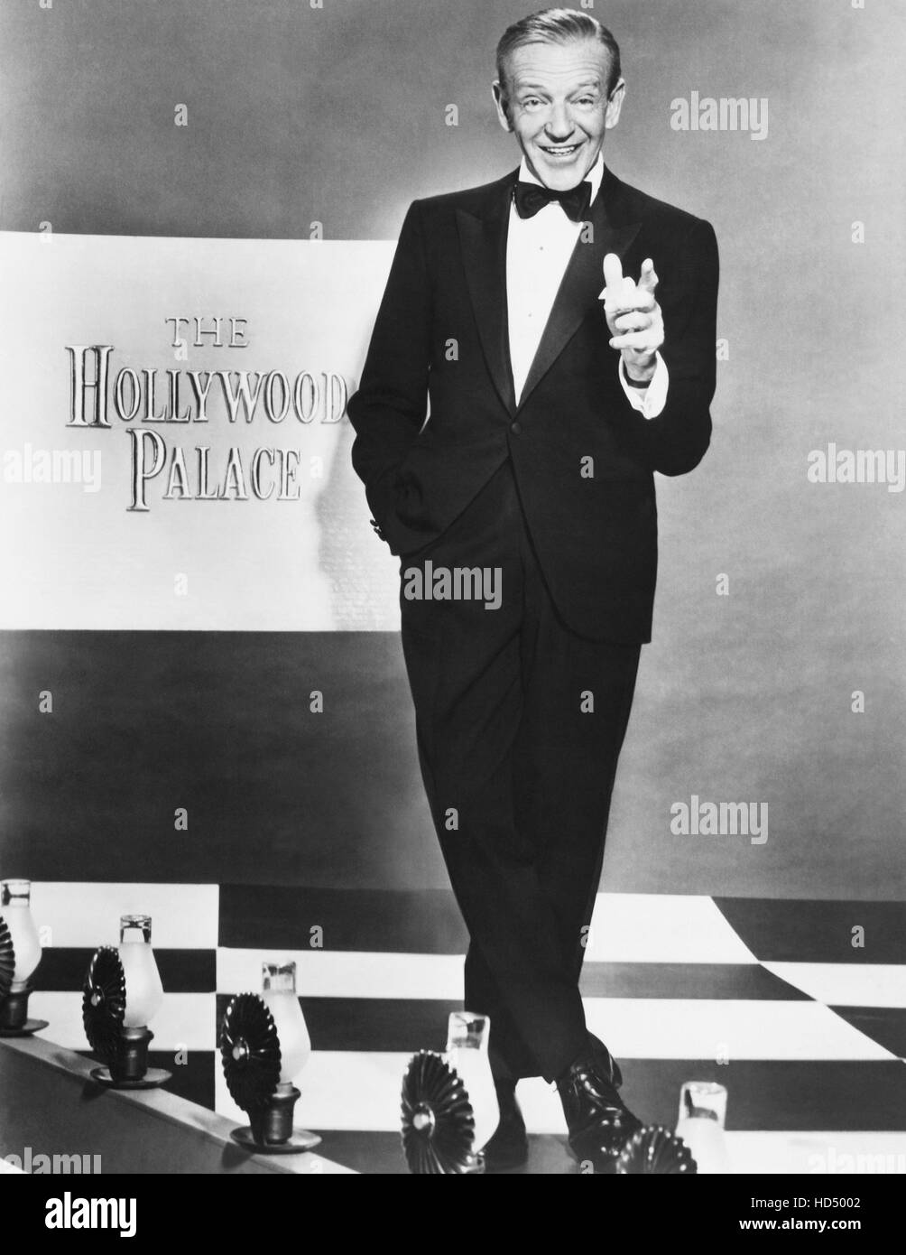 THE HOLLYWOOD PALACE, host Fred Astaire, 1964-70 (1965 photo Stock ...