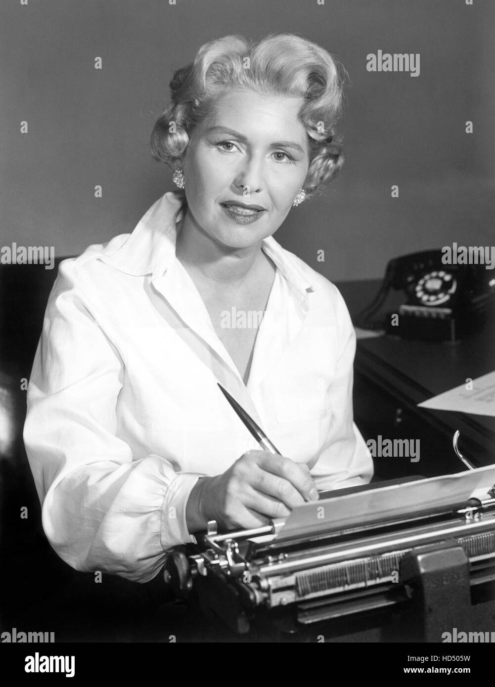 HOLLYWOOD TODAY, Sheilah Graham, 1955 Stock Photo - Alamy