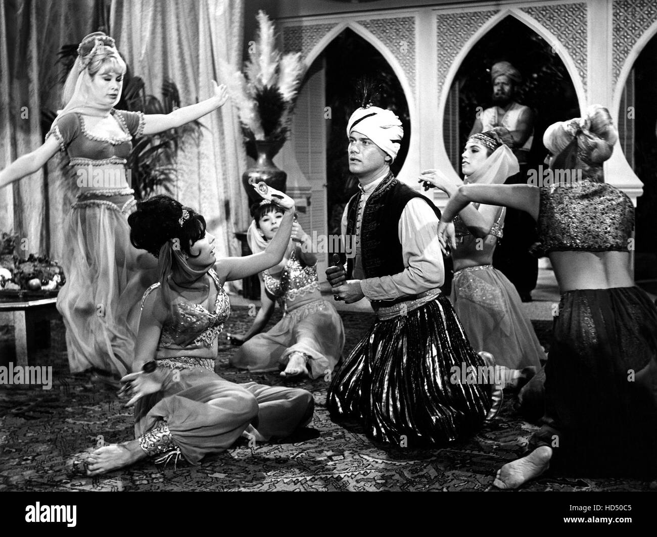 I DREAM OF JEANNIE, Barbara Eden, Larry Hagman, 1965-1970 Stock Photo ...
