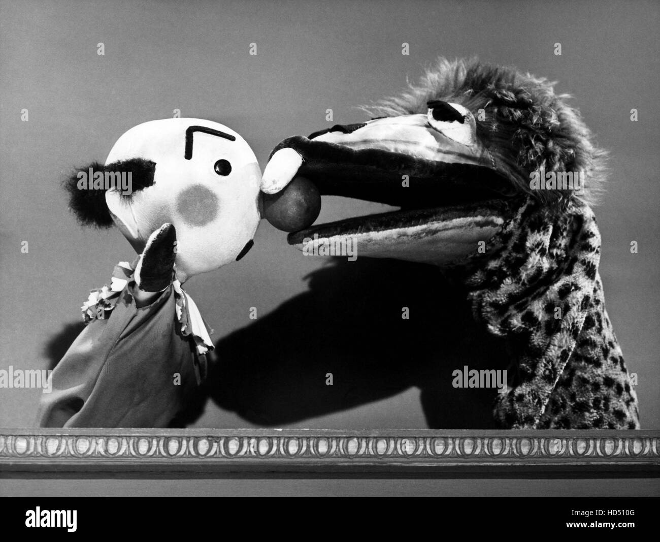 KUKLA, FRAN AND OLLIE, Kukla, Oliver J. Dragon, 1947-57 Stock Photo - Alamy