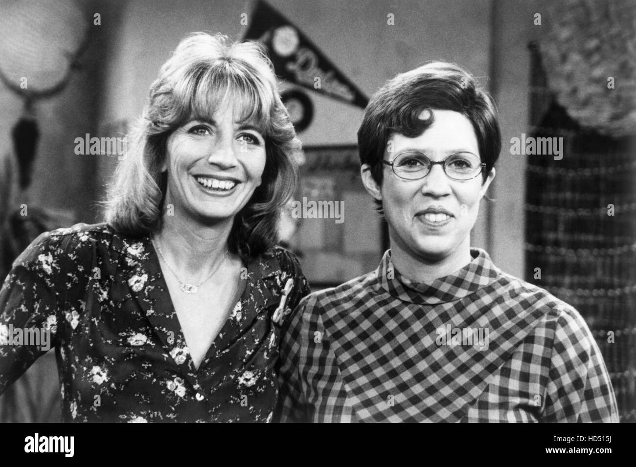 LAVERNE AND SHIRLEY, (from left): Penny Marshall, Vicki Lawrence, (ca ...