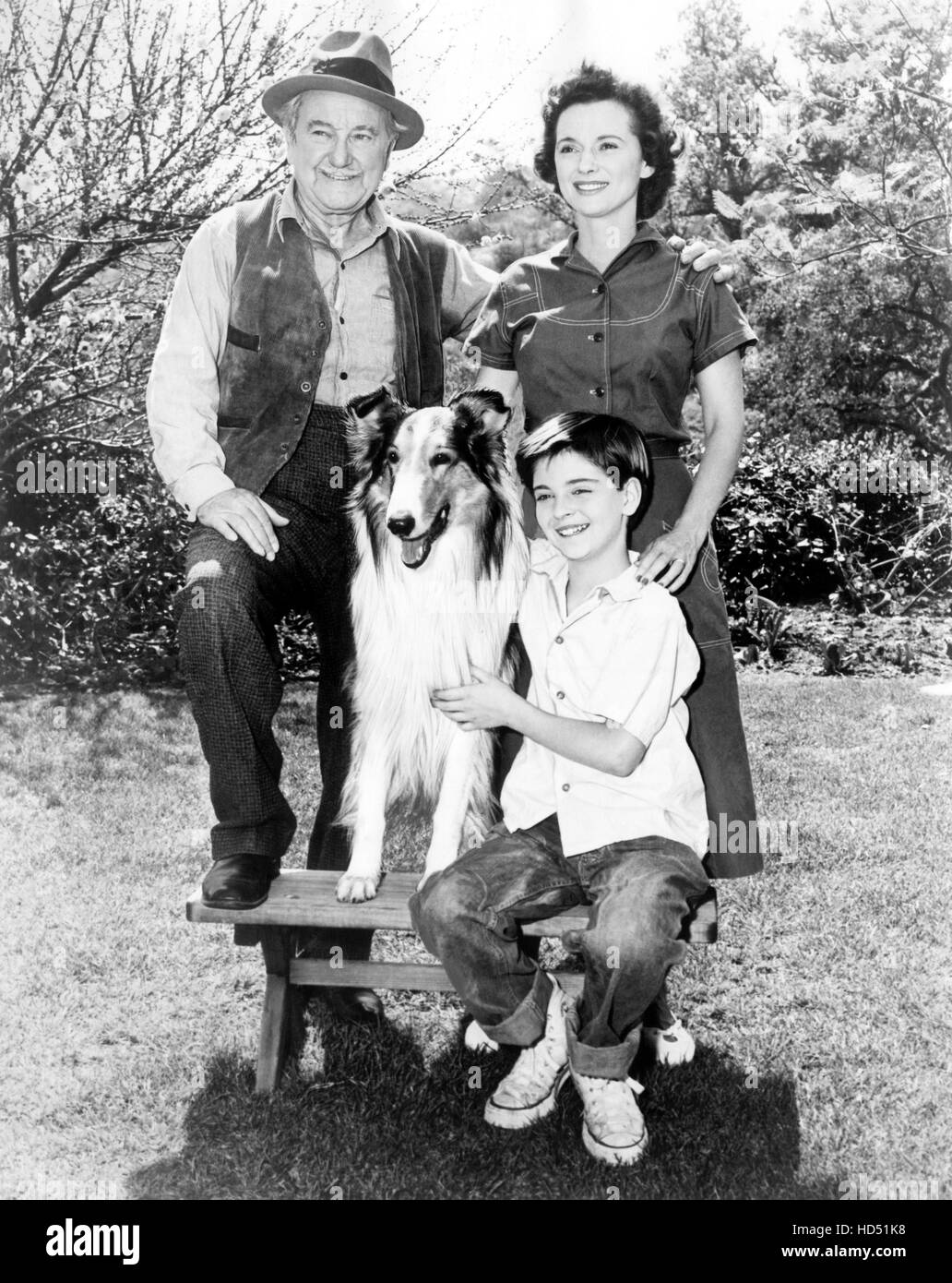 LASSIE, front from left: Lassie, Tommy Rettig, back from left: George ...