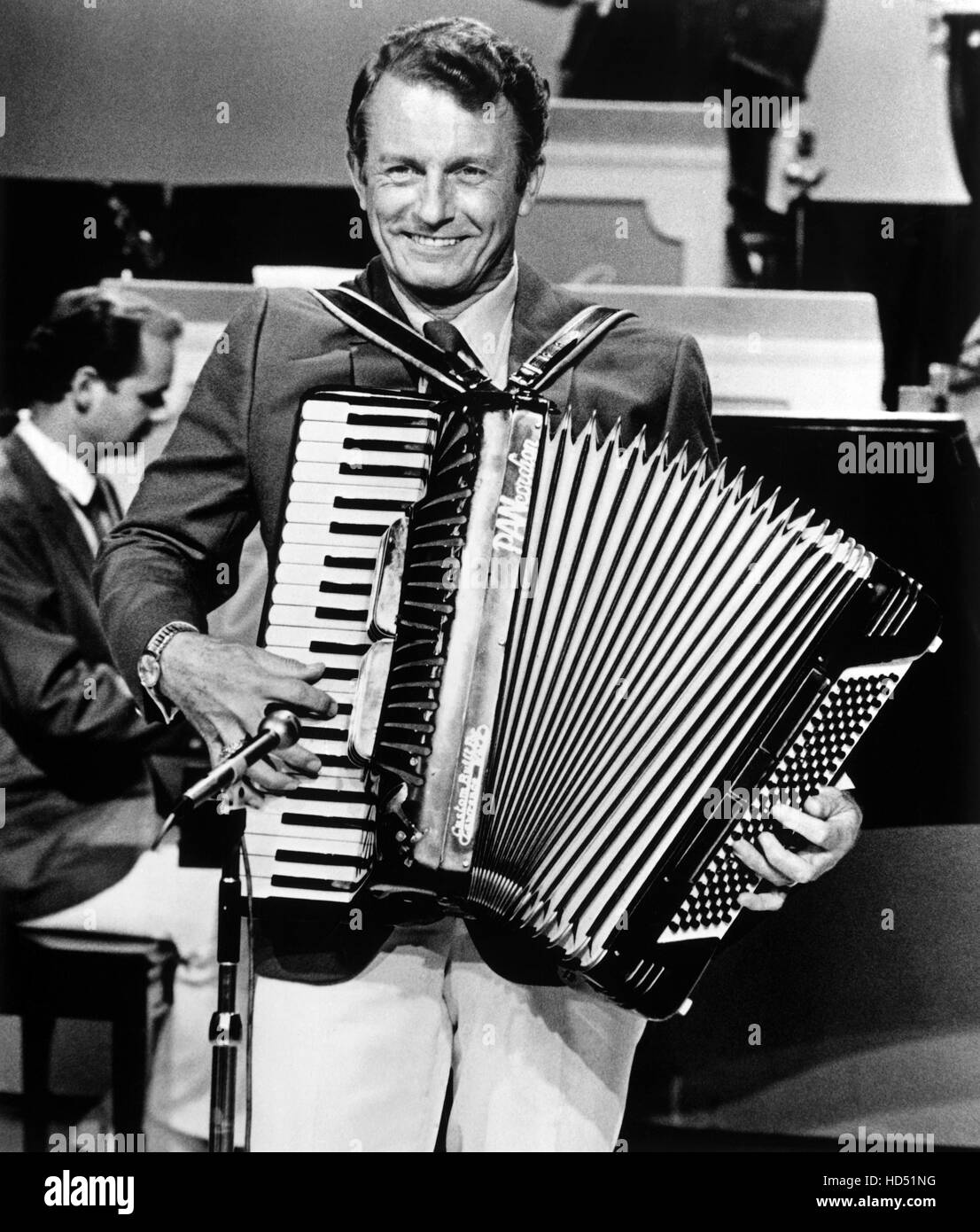 THE LAWRENCE WELK SHOW, Myron Floren, 1955-82 Stock Photo - Alamy