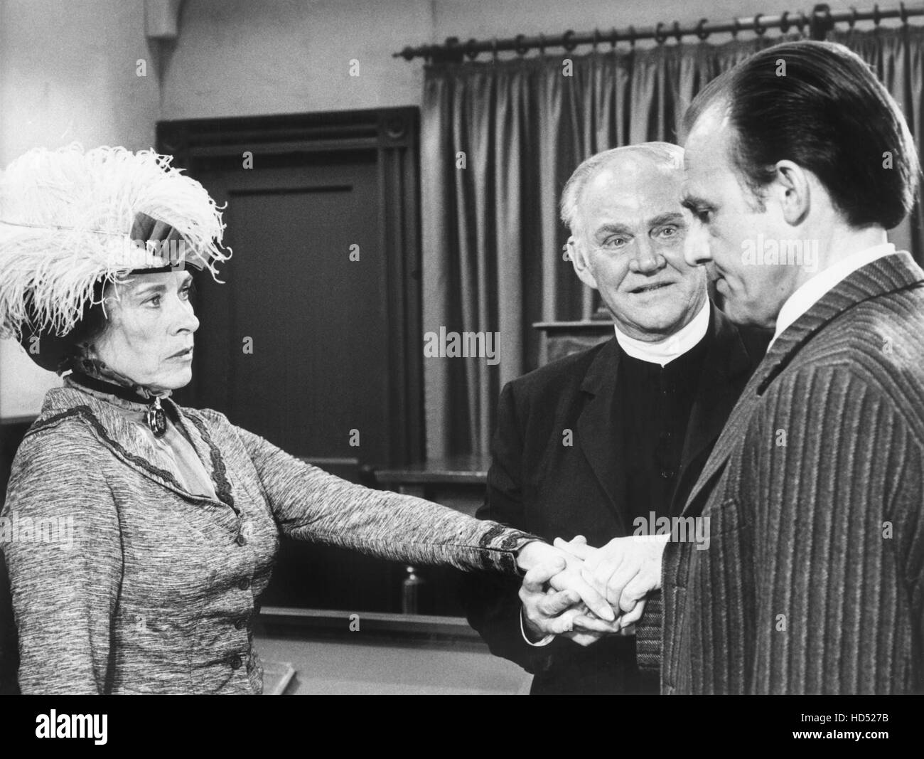 LITTLE HOUSE ON THE PRAIRIE, Katherine MacGregor, Dabbs Greer, Richard ...