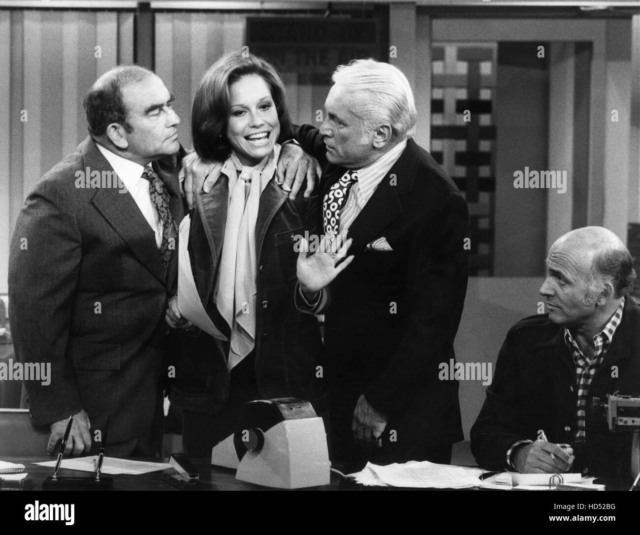 Mary tyler moore show gavin macleod hi-res stock photography and images ...