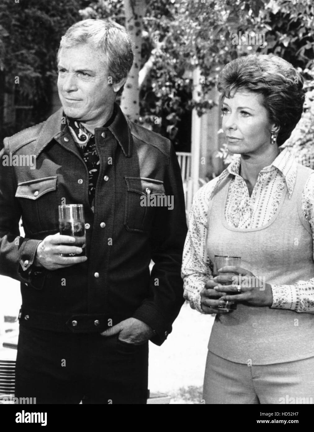 MARCUS WELBY, M.D., from left, Paul Burke, Vera Miles, 'The Panic Path ...