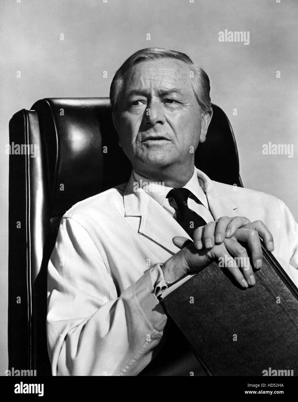 MARCUS WELBY, M.D., Robert Young, 1969-1976, © Universal TV / Courtesy ...