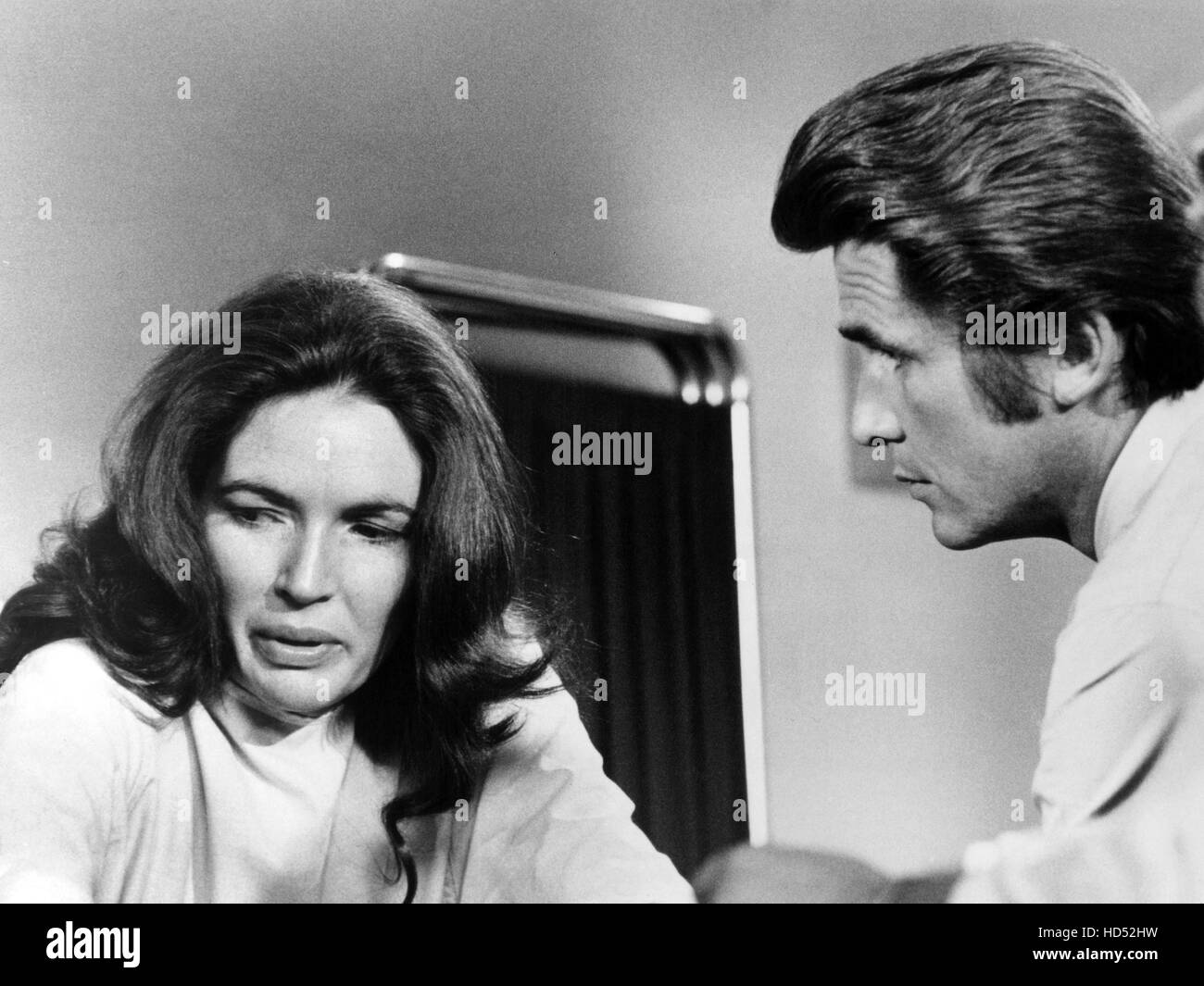 MARCUS WELBY, M.D., Fionnula Flanagan, James Brolin, ('A Joyful Song ...