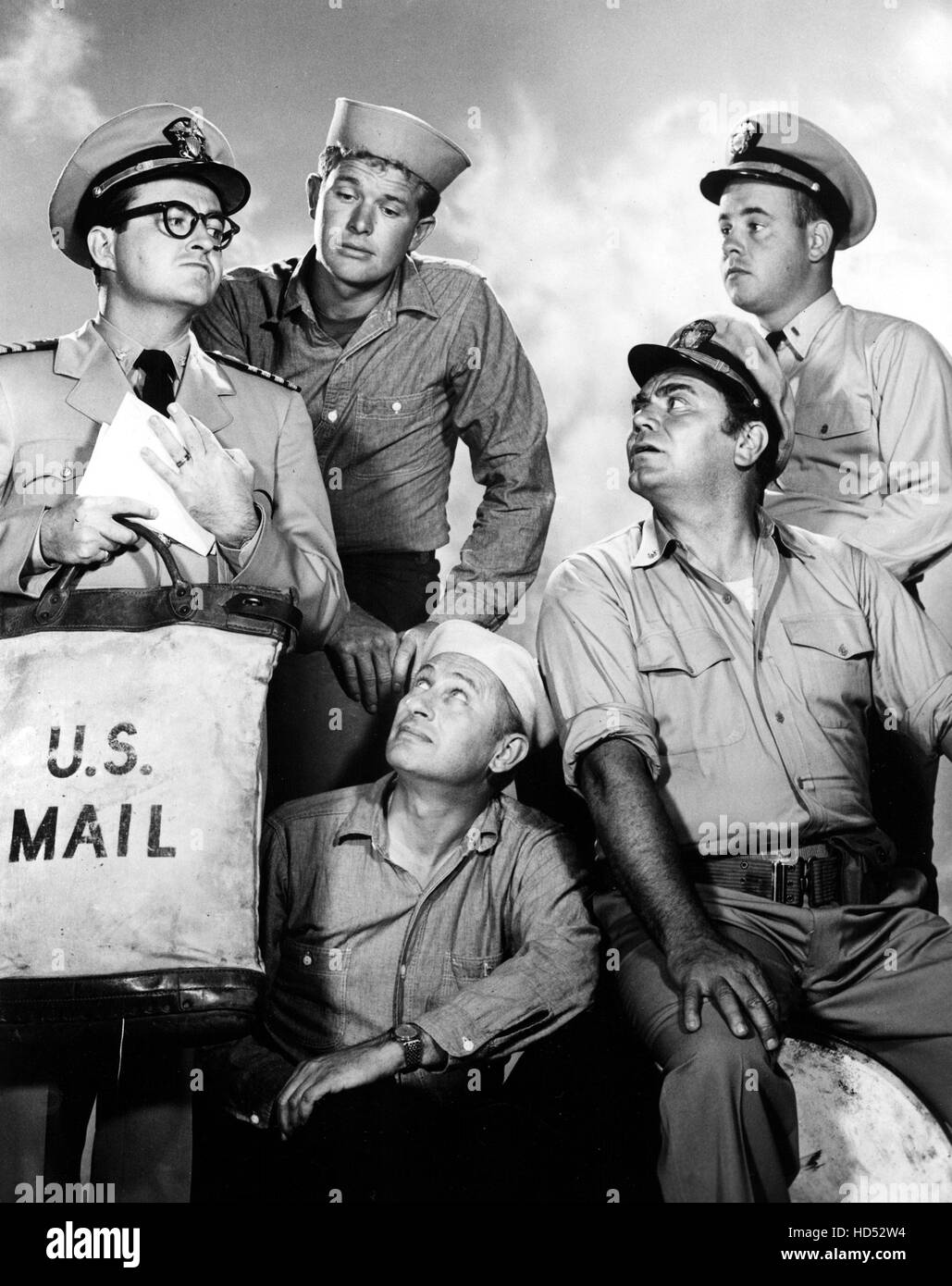 MCHALE'S NAVY, Joe Flynn, Gary Vinson, Carl Ballentine, Ernest Borgnine ...