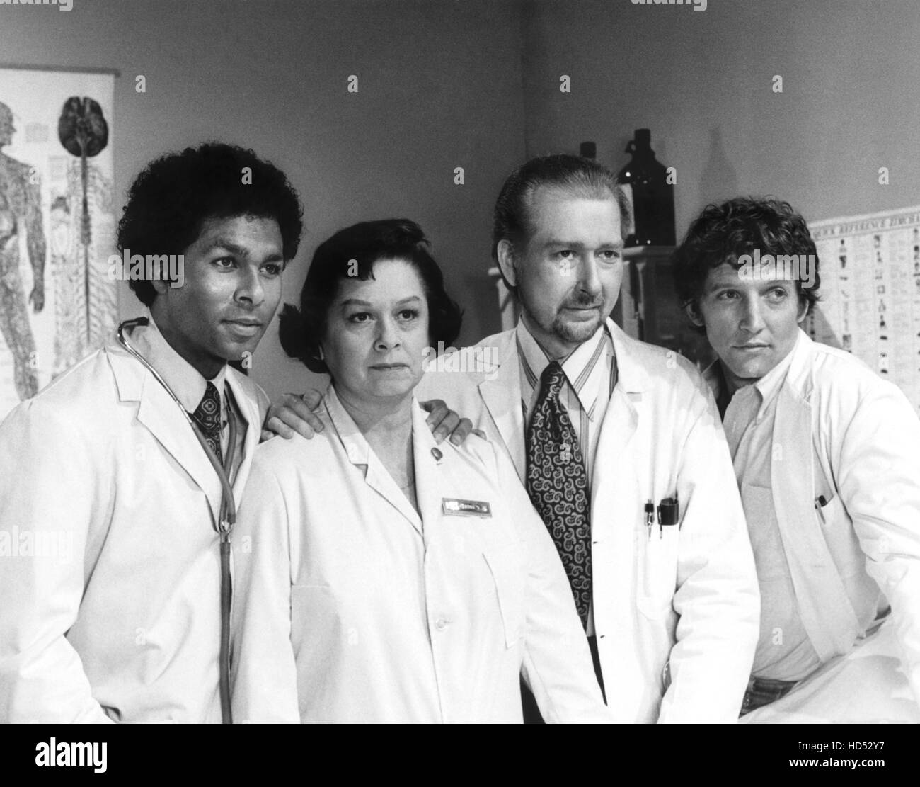 MEDICAL CENTER, Philip Michael Thomas, Mary McCarty, William Redfield ...