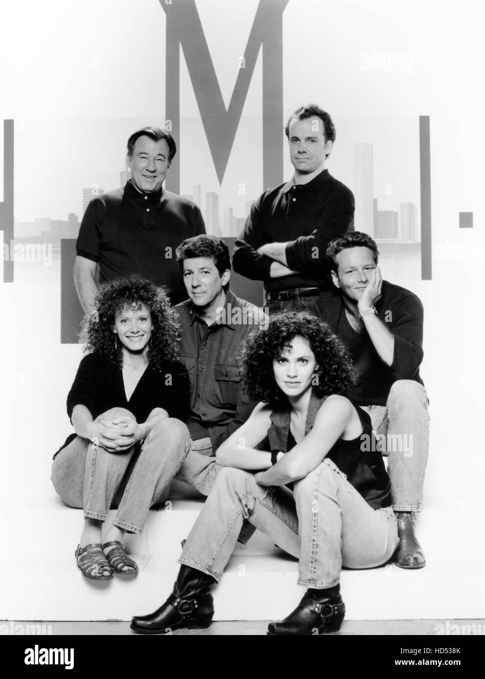 MIDDLE AGES, seated from left: Amy Brenneman, Peter Riegert, Ashley ...