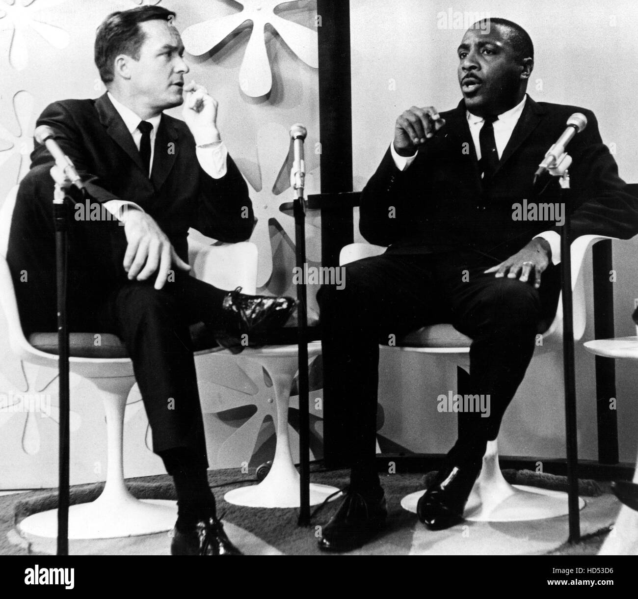 MIKE DOUGLAS SHOW, Mike Douglas, Dick Gregory, 1961-1982, 1965 episode ...