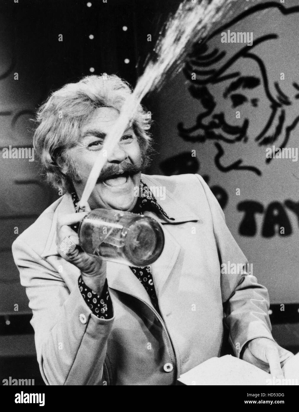 MIKE DOUGLAS SHOW, Guest Host Rip Taylor, 08/1978. 1961 - 1982 Stock ...