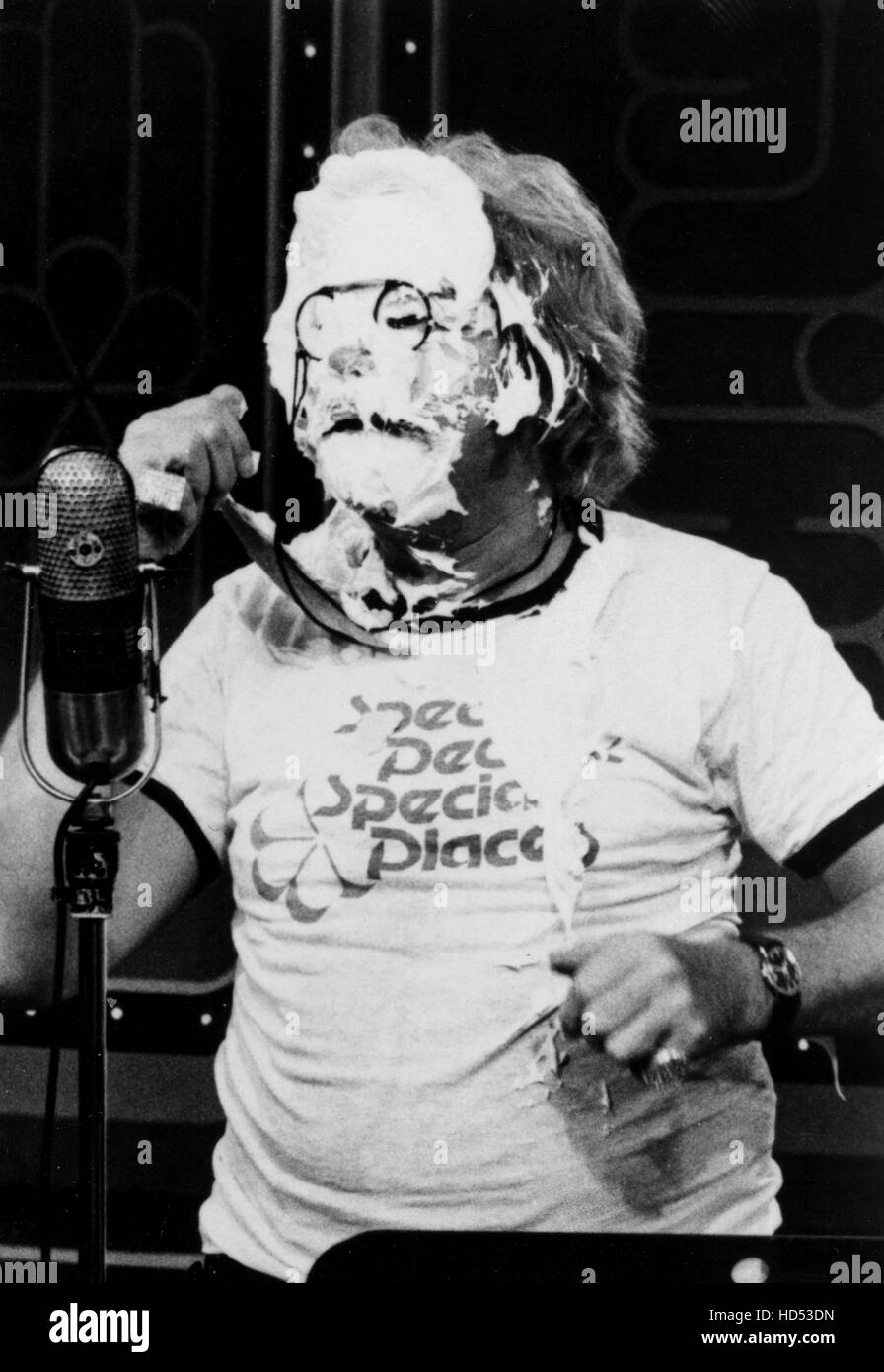 MIKE DOUGLAS SHOW, Guest Host Rip Taylor, 08/1978. 1961 - 1982 Stock ...